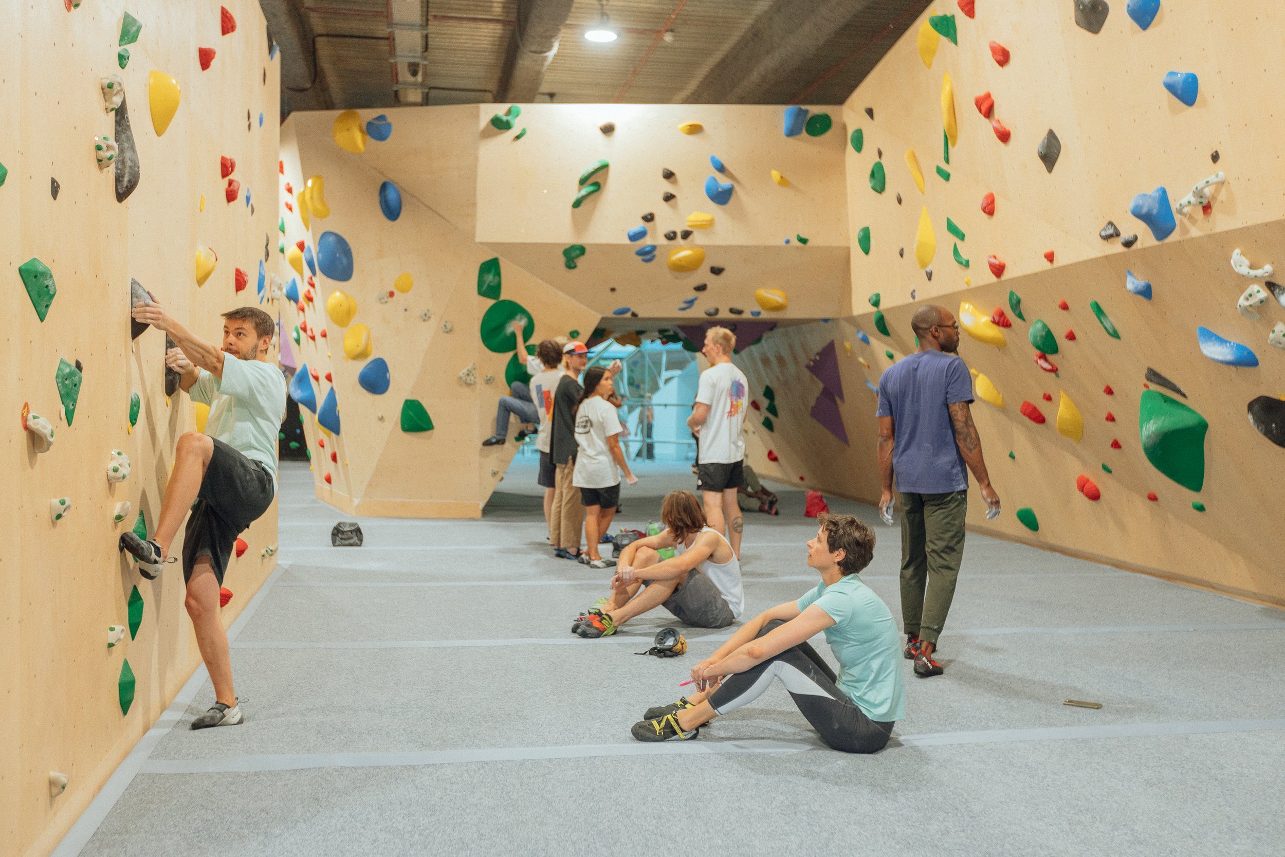 London Climbing Gyms - United Kingdom Bouldering